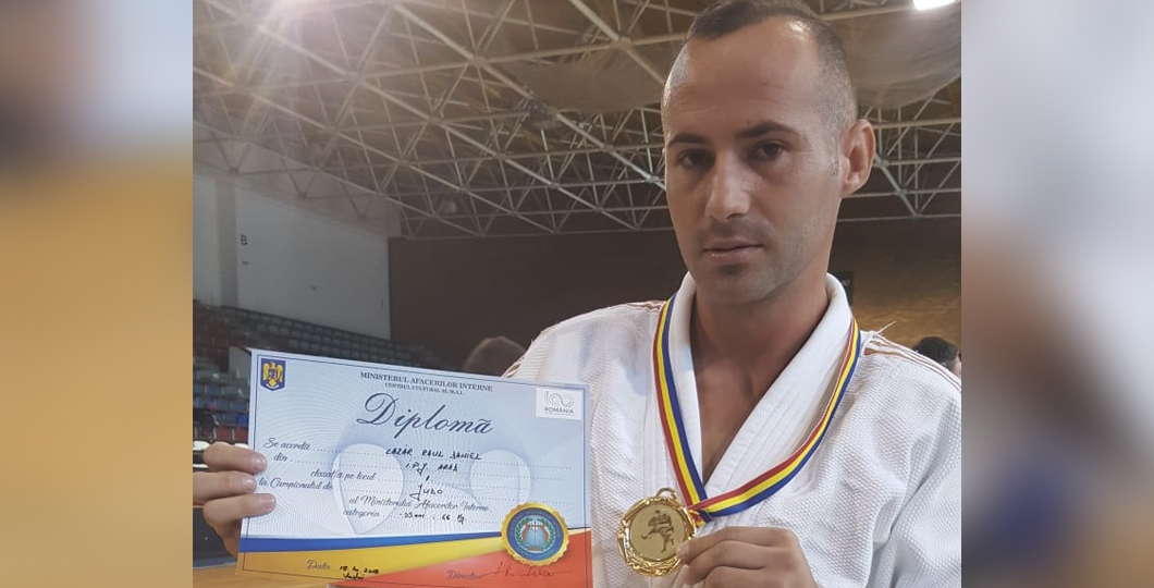 Polițistul arădean Daniel Lazăr a obținut locul I la Campionatul ...