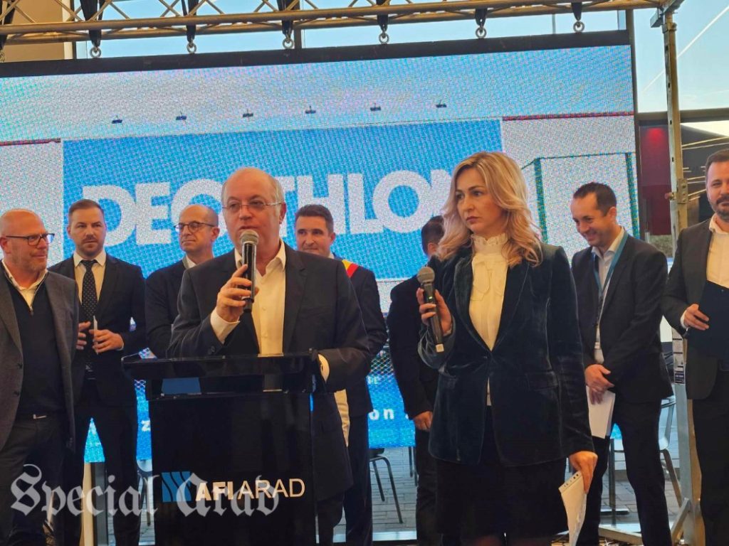 Mare de oameni la deschiderea AFI Arad, miercuri seară | Galerie foto ...