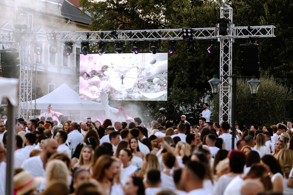 Vremea capricioasă mută evenimentul „La Apus” pe 3 august · Special Arad