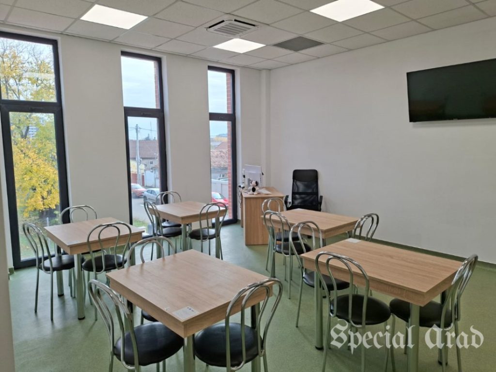 A fost inaugurat centrul social dedicat copiilor și familiilor aflate ...